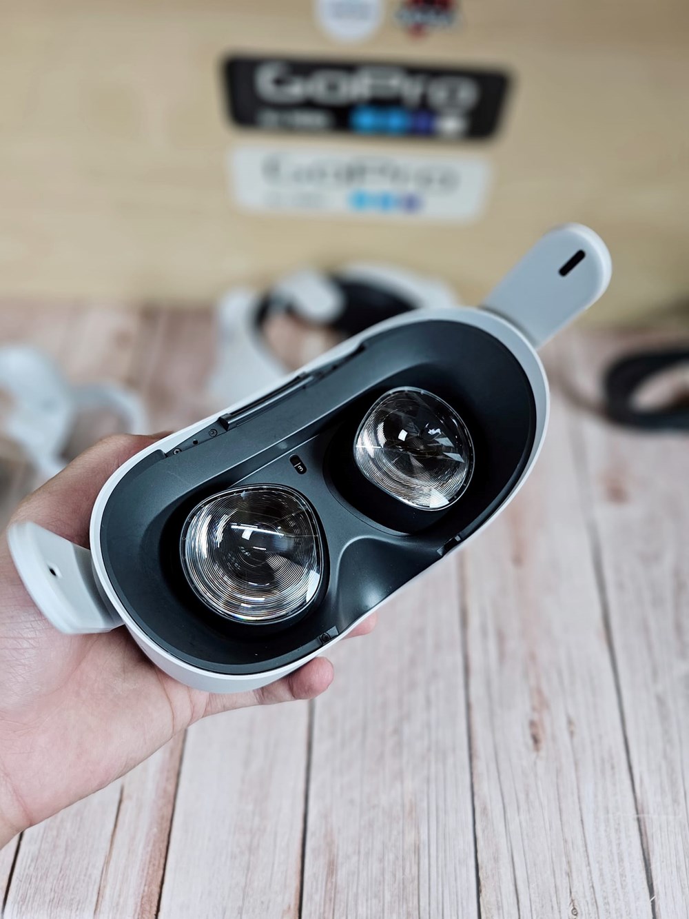 Cần bán Meta Quest 2 bản 256Gb - TrainghiemVR.com